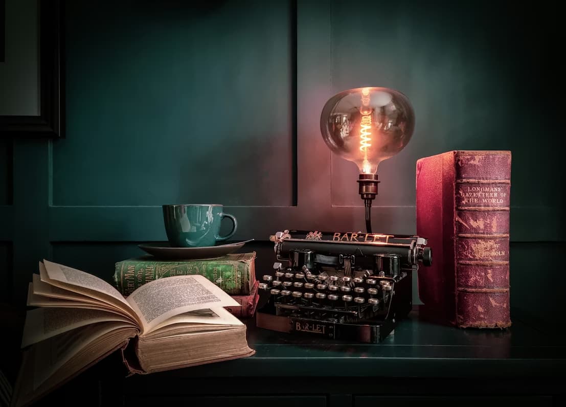How to Write Clearly in Fiction and Stop Confusing Your Readers - Flawless